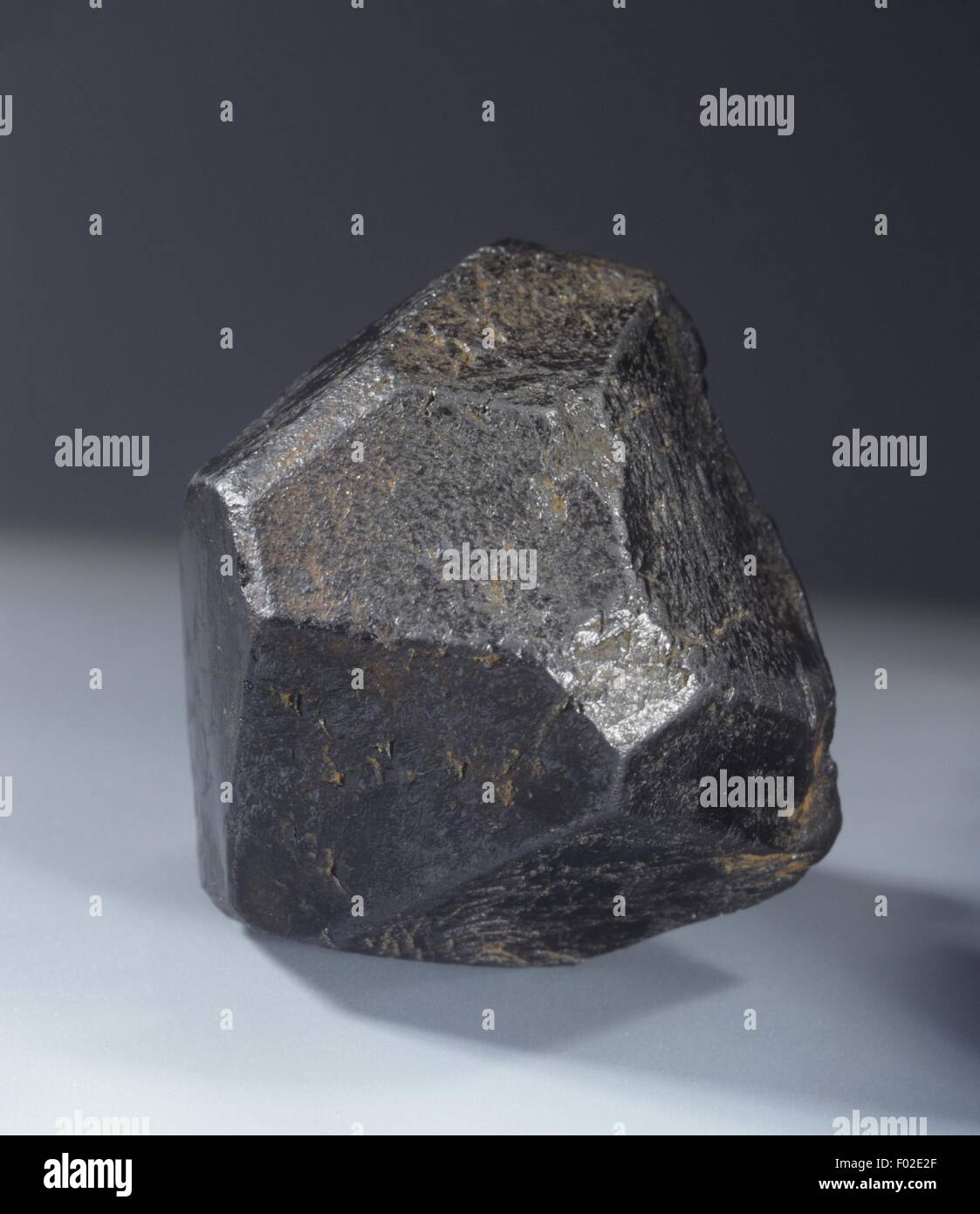 Ilmenite hi-res stock photography and images - Alamy