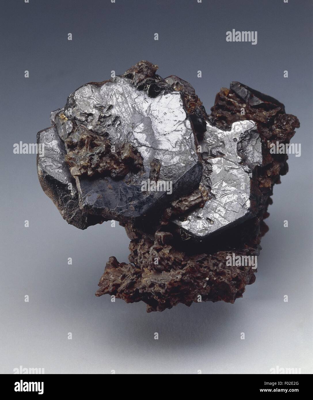 Ilmenite minerals hi-res stock photography and images - Alamy