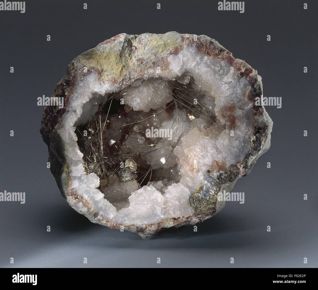 Nickel sulfide hi-res stock photography and images - Alamy