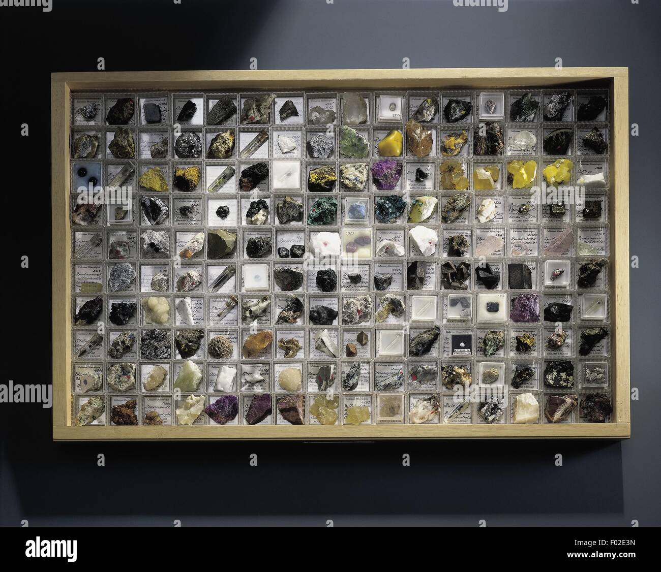 Collection mineral hi-res stock photography and images - Alamy