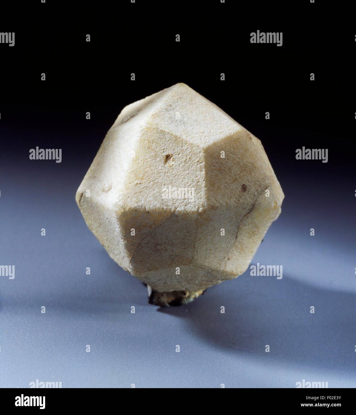 Leucite hi-res stock photography and images - Alamy