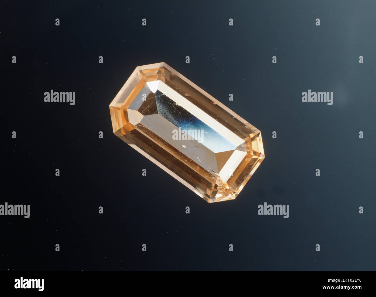 Scapolite hi-res stock photography and images - Alamy