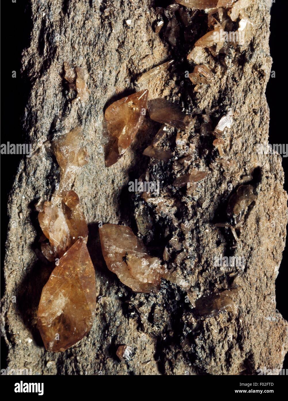 Titanite hi-res stock photography and images - Alamy