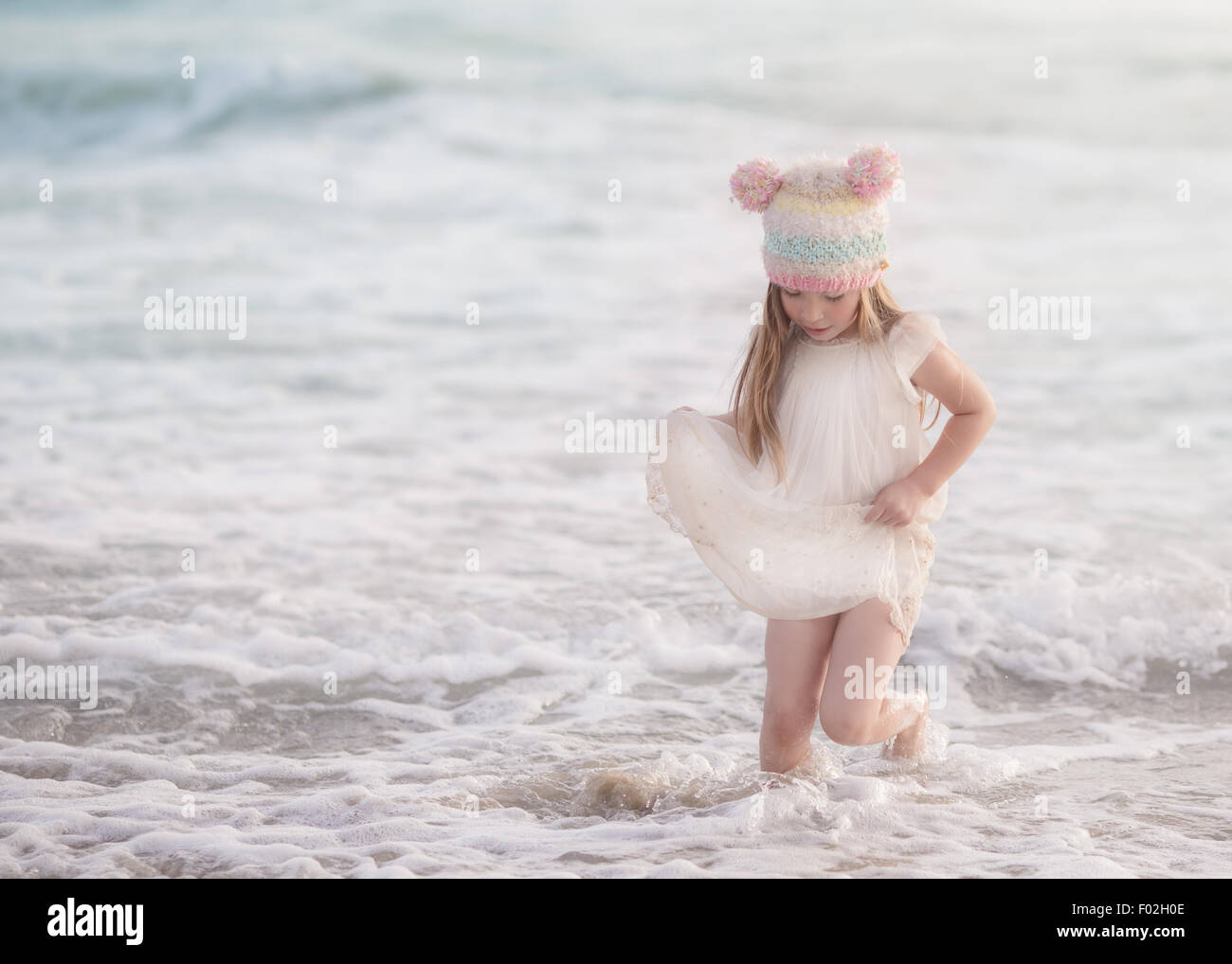 Girls running from water hi-res stock photography and images - Alamy