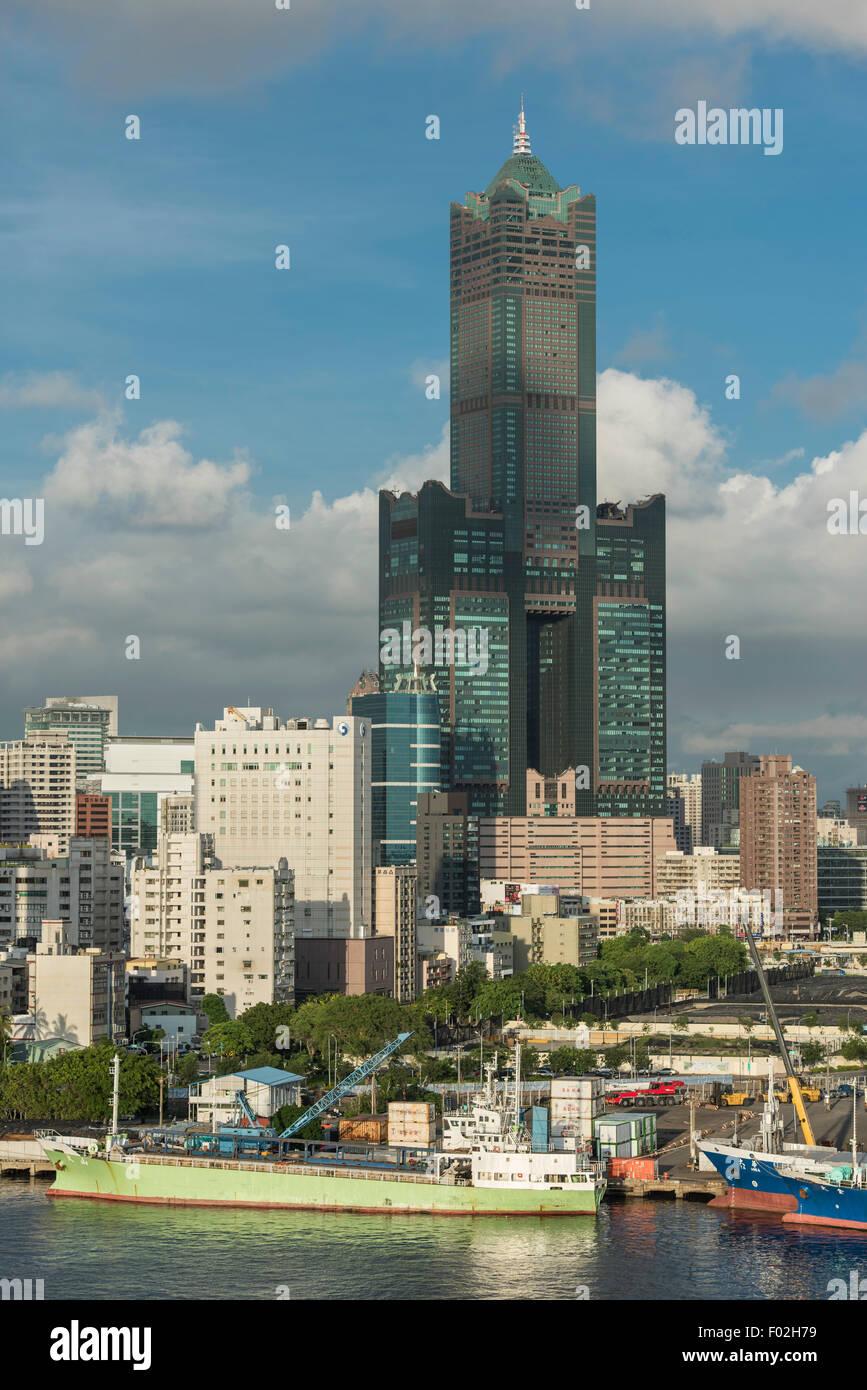 85 Sky Tower, Kaohsiung, Taiwan Stock Photo - Alamy