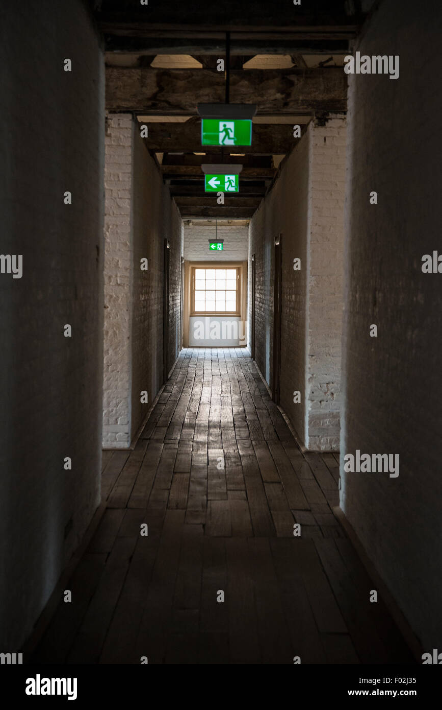 Empty barracks hi-res stock photography and images - Alamy