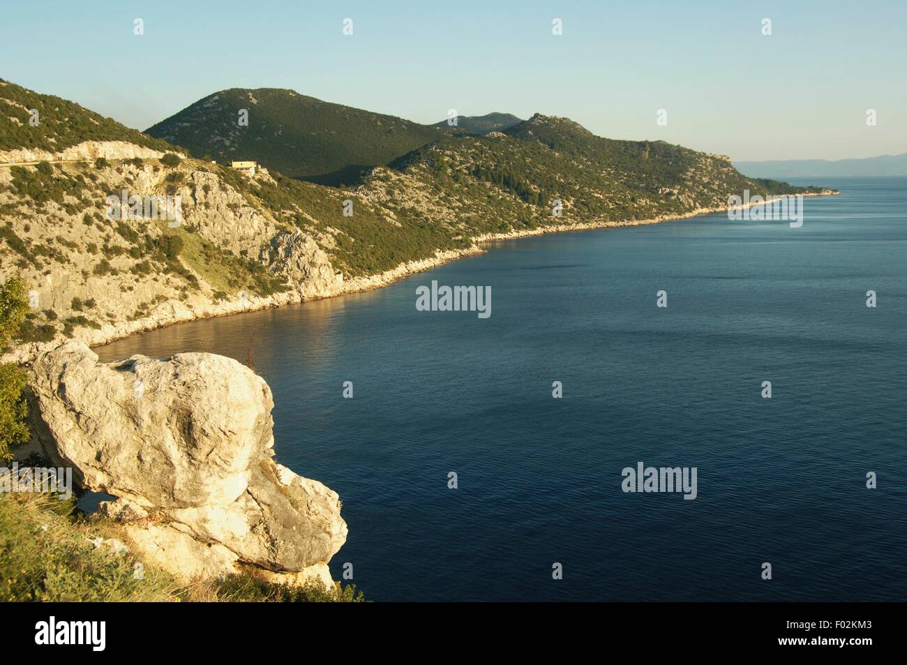 Stretch of coast north of Dubrovnik (Ragusa), Dalmatia, Croatia Stock ...