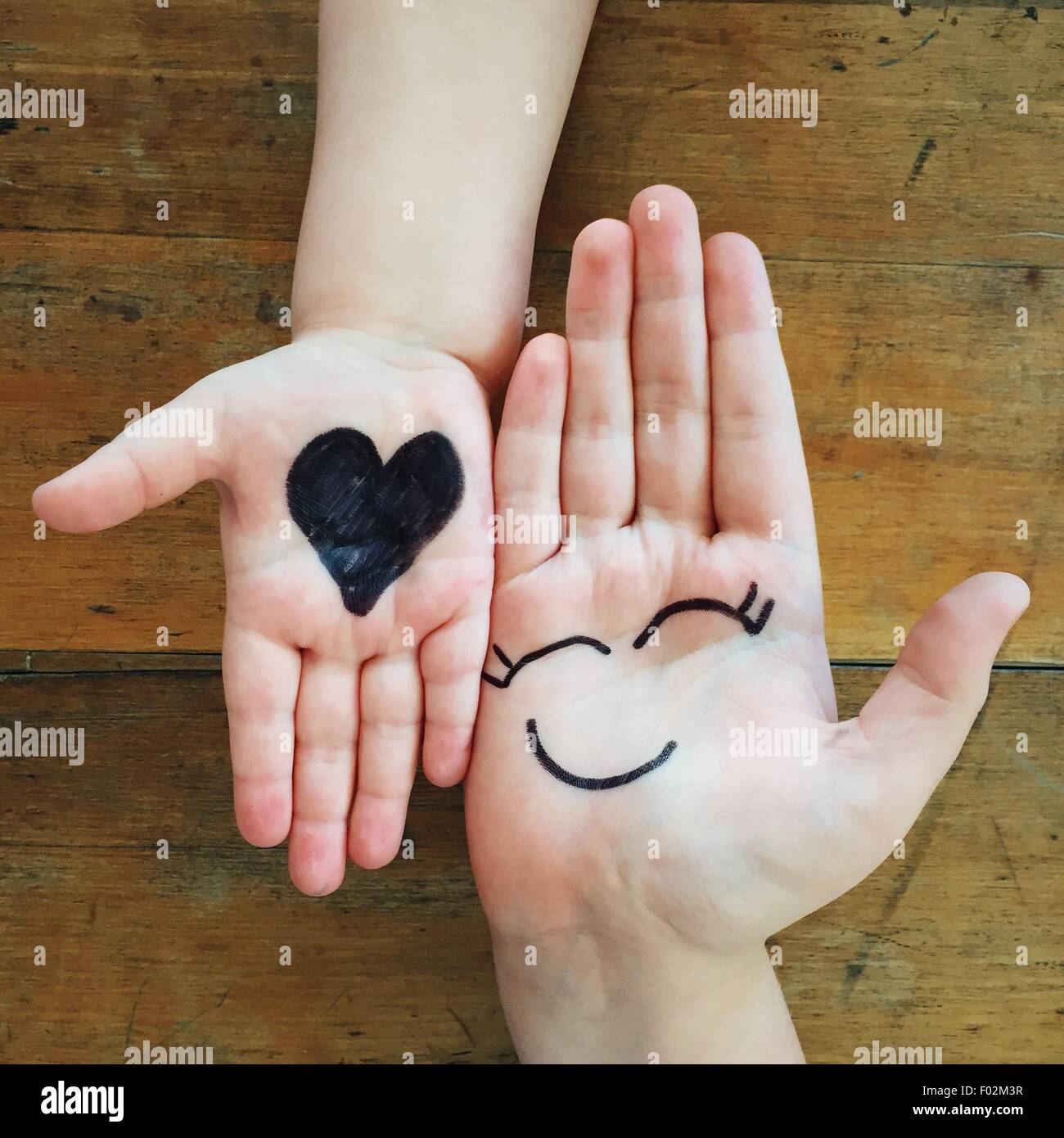 Happiness hi-res stock photography and images - Alamy