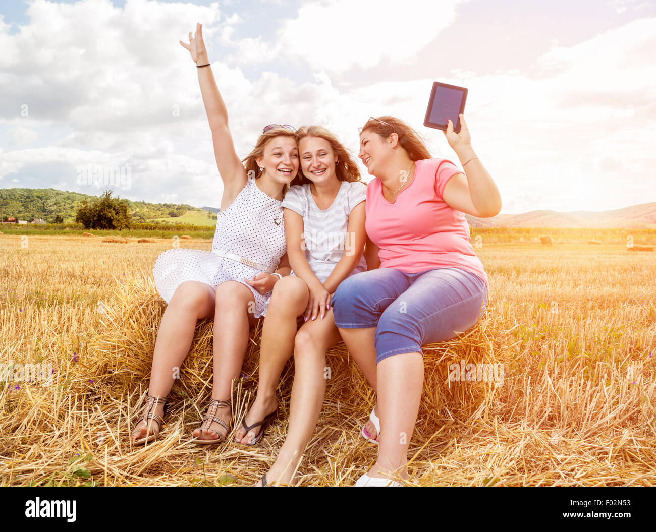 People having a good time outside hi-res stock photography and images ...