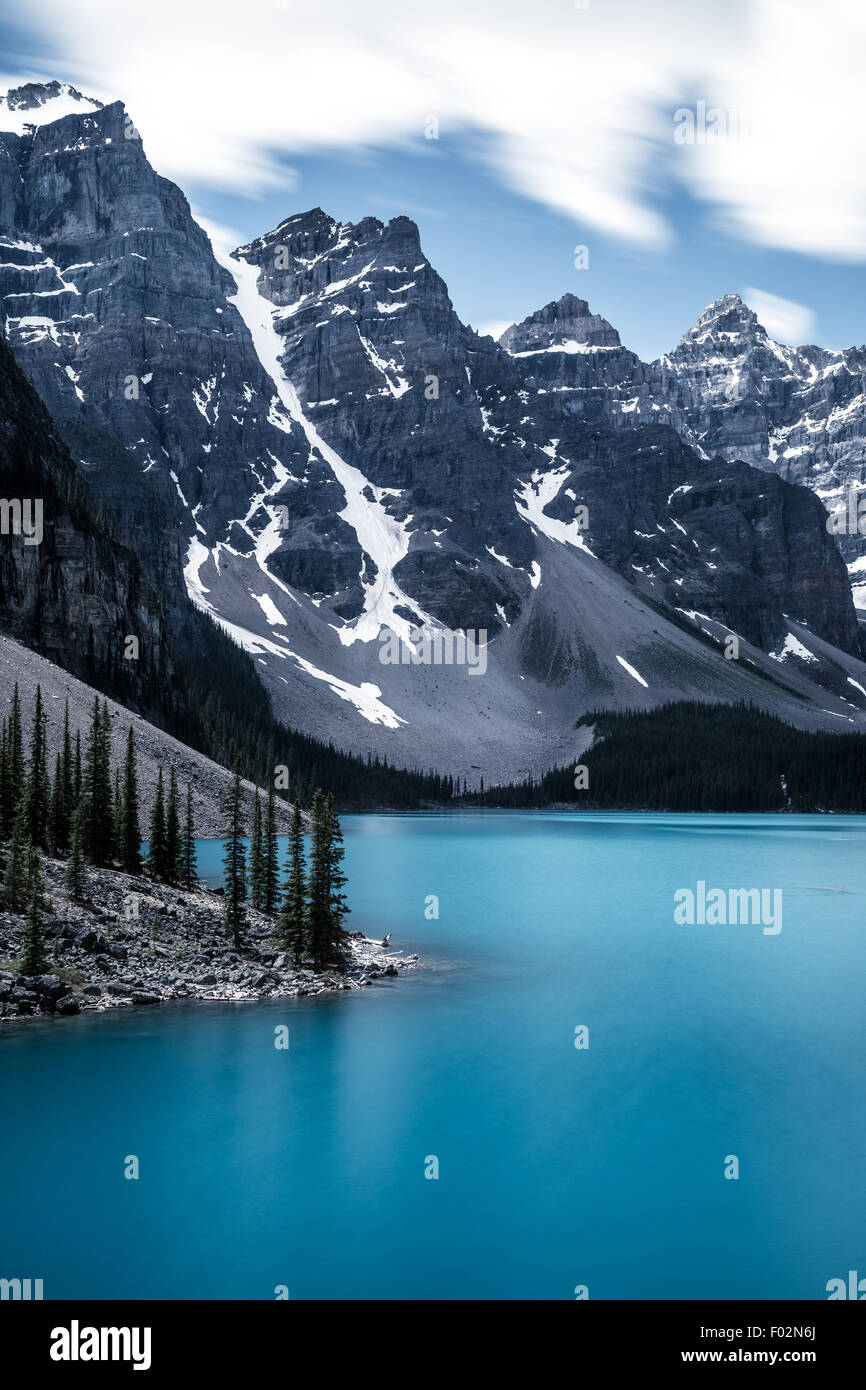 Moraine Lake, Alberta, Canada Stock Photo - Alamy