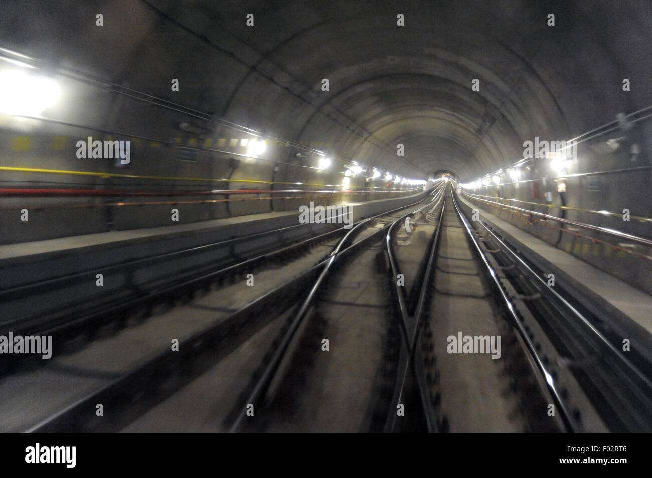Milan (Italy), the automated metro line 5 Stock Photo - Alamy