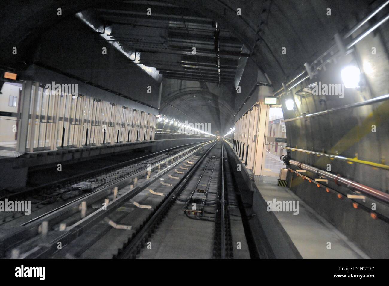 Milan (Italy), the automated metro line 5 Stock Photo - Alamy