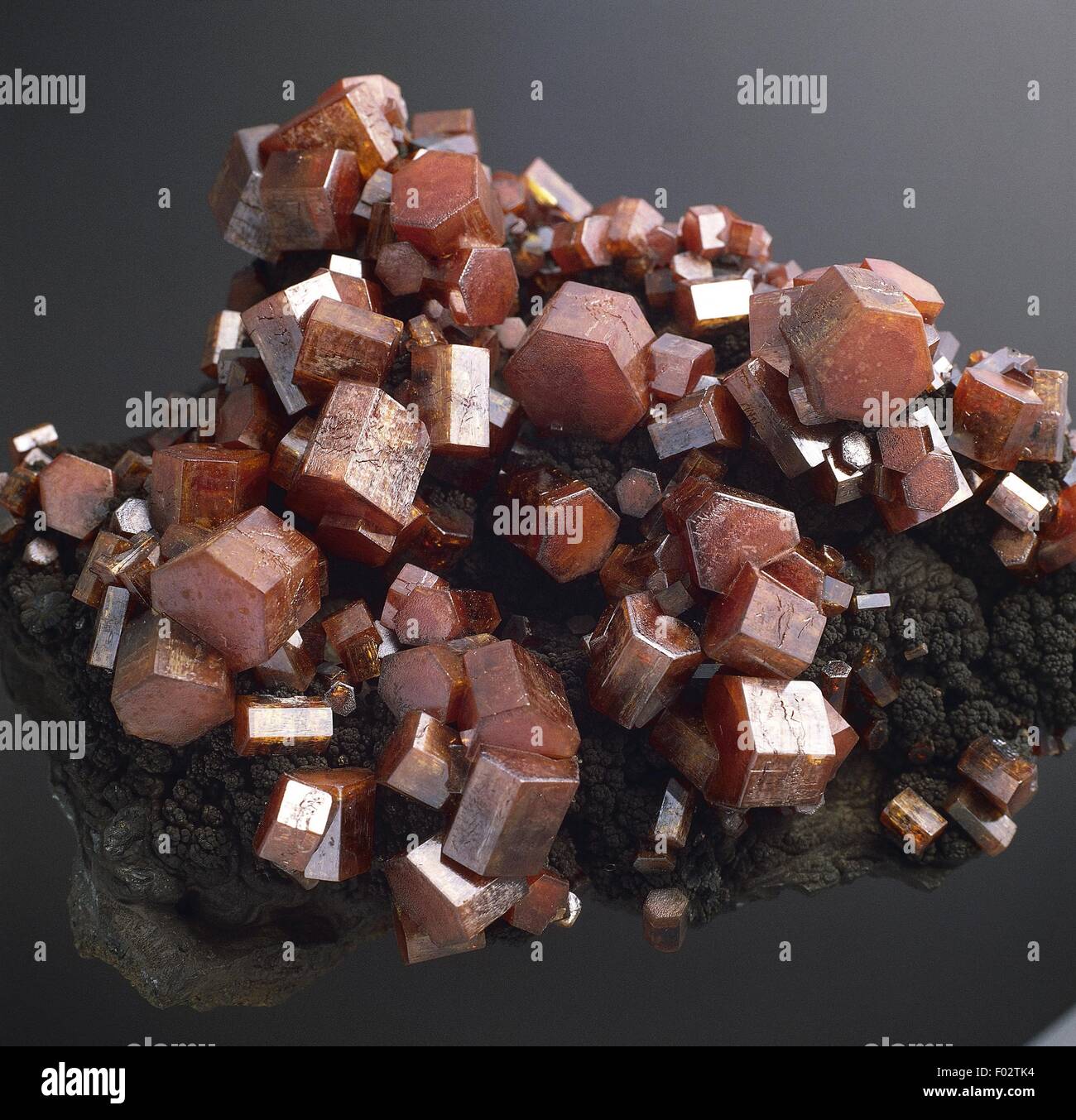 Minerals - Vanadinite Stock Photo - Alamy