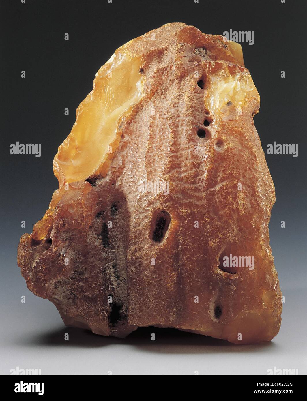 Amber ore hi-res stock photography and images - Alamy