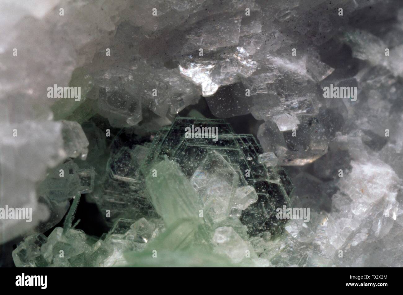 Fuchsite, variety of Muscovite, silicate Stock Photo - Alamy
