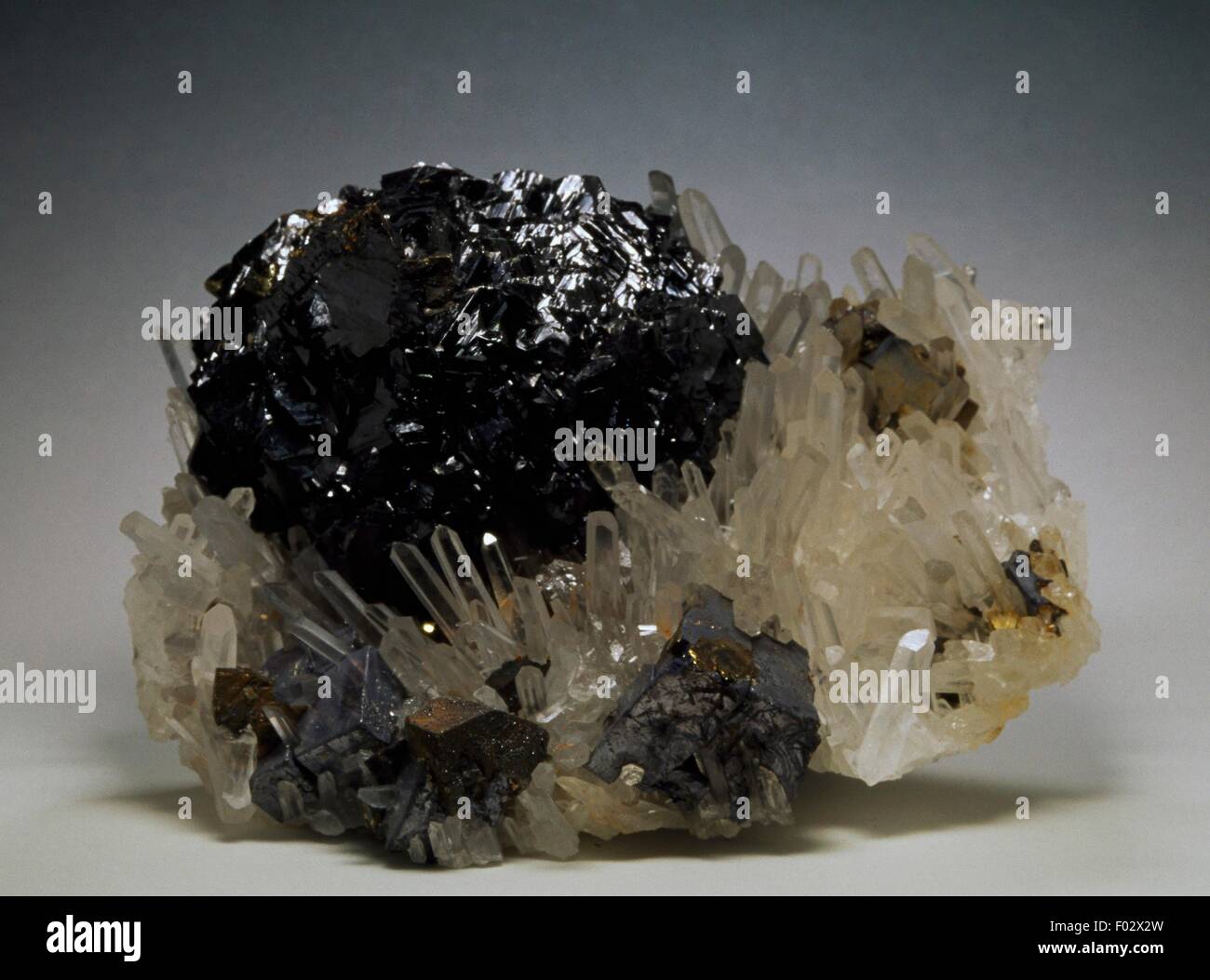 Sphalerite rock sample hi-res stock photography and images - Alamy