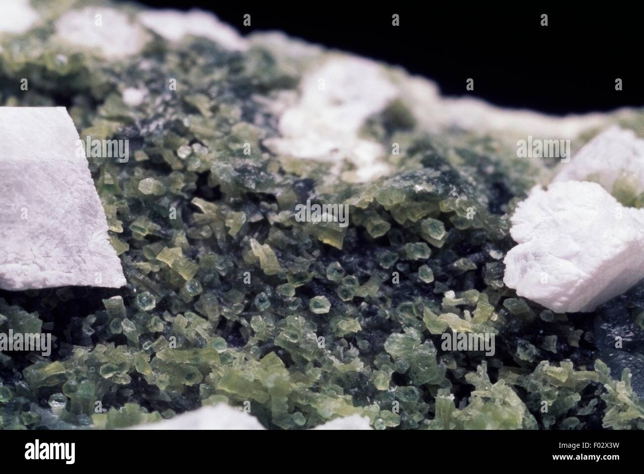 Serpentine crystal hi-res stock photography and images - Alamy