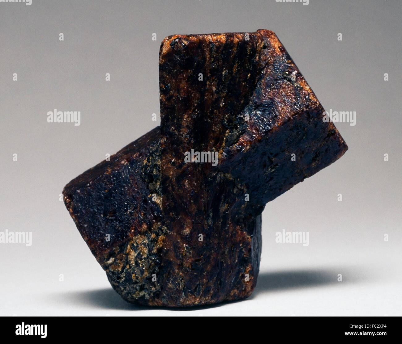 Staurolite hi-res stock photography and images - Alamy
