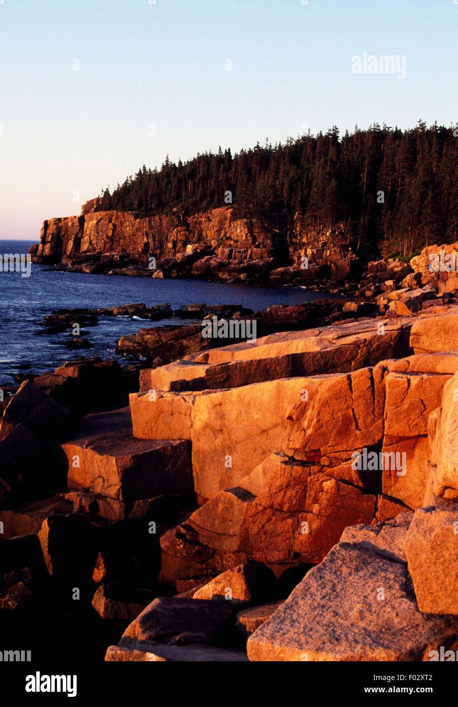 Otter Cliffs, Cadillac Mountain bay, Acadia National Park, Maine ...
