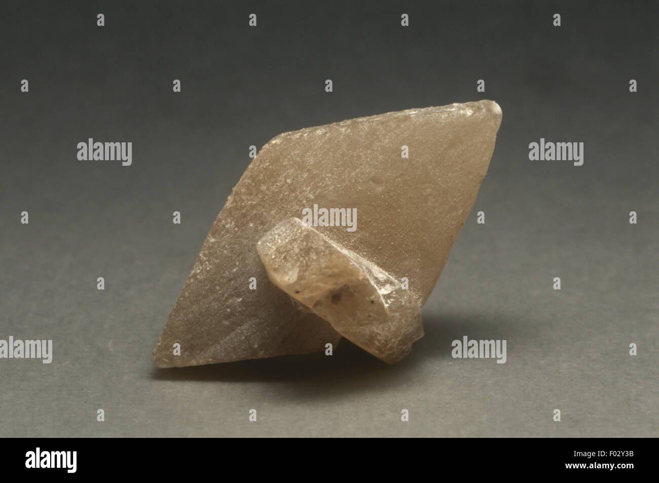 Geology thenardite rock hi-res stock photography and images - Alamy