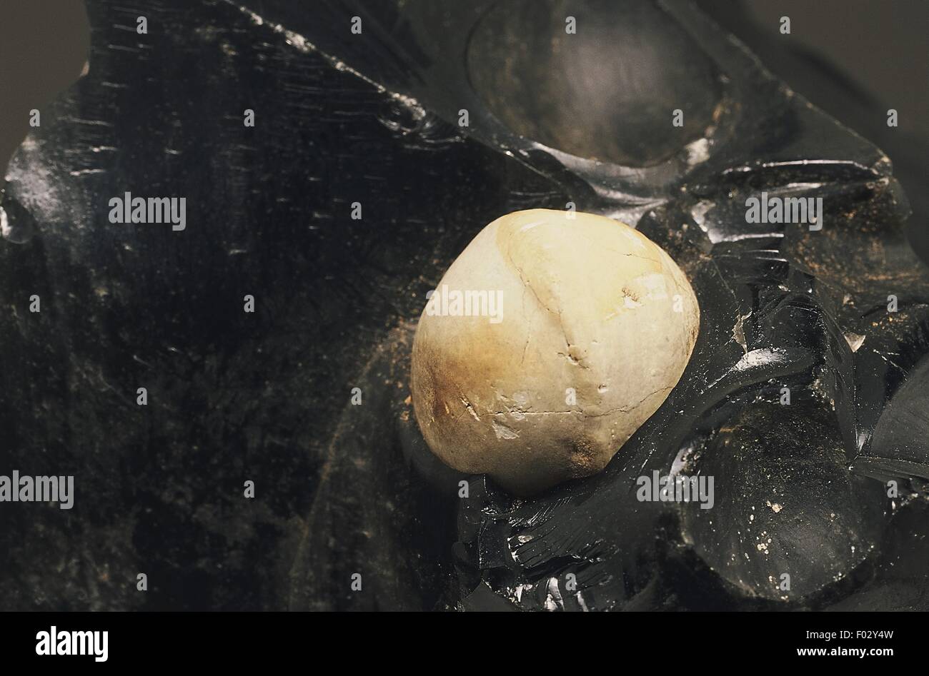 Minerals - Cristobalite Stock Photo - Alamy