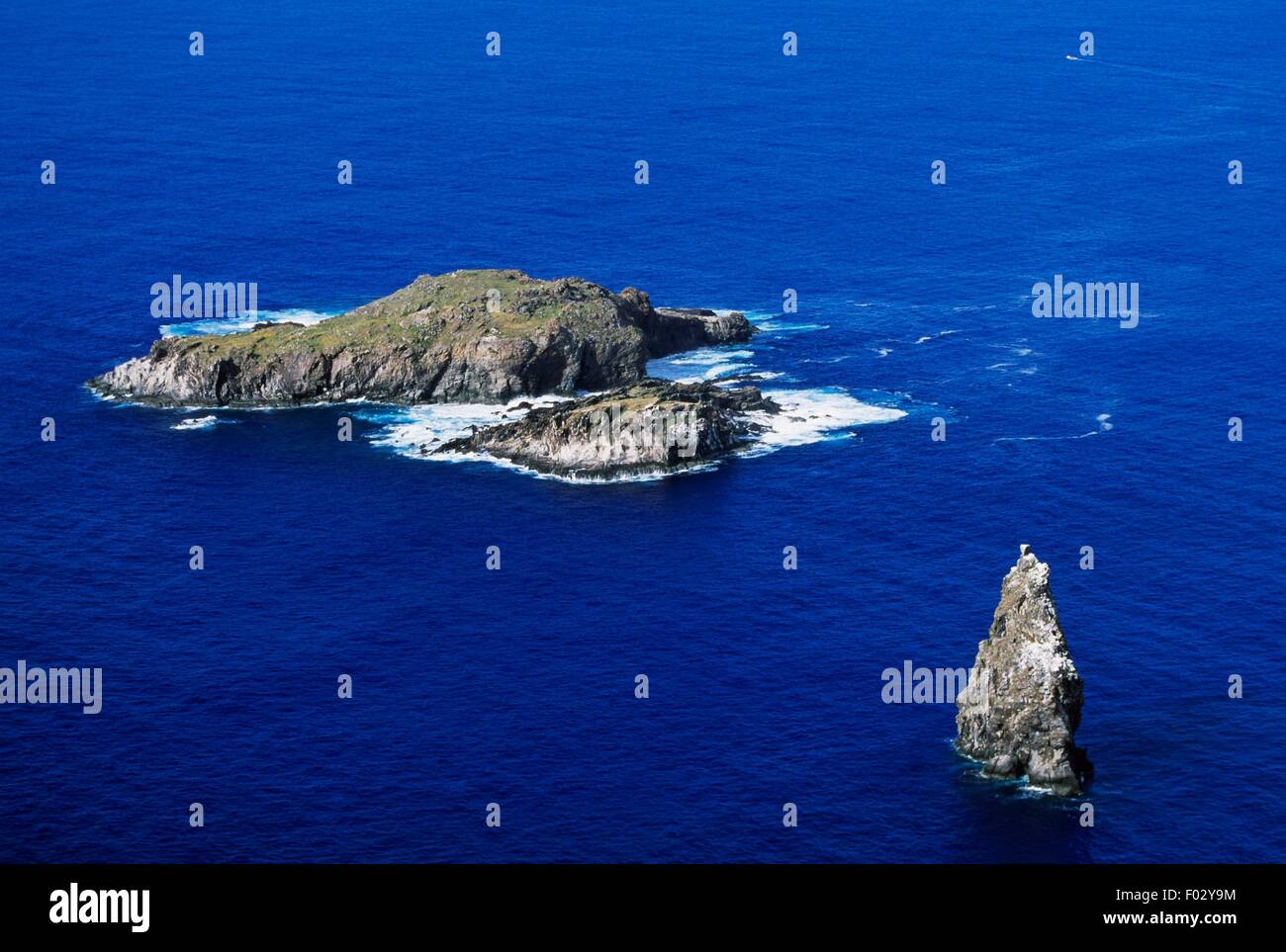 A stack and two islets along the coast of Easter Island, Chile Stock ...