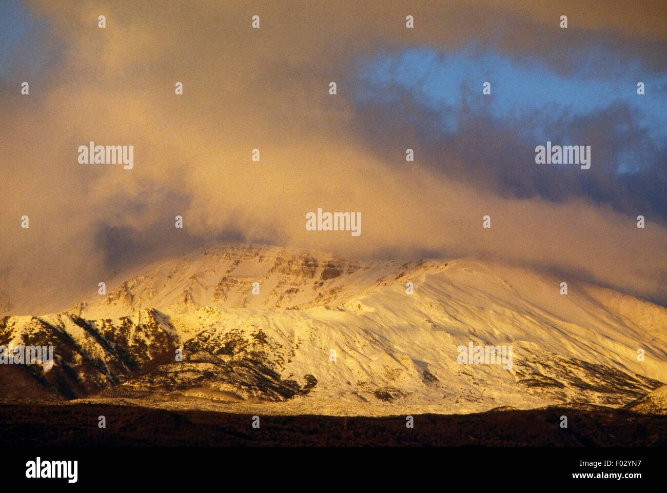Sunset on Mount Etna Volcano, Sicily region, Italy Stock Photo - Alamy