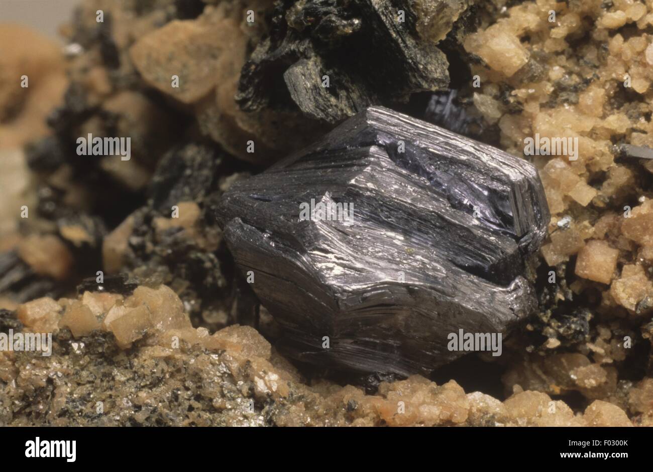 Molybdenite Stock Photos & Molybdenite Stock Images - Alamy