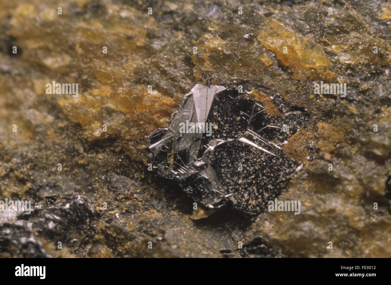 Graphite rock hi-res stock photography and images - Alamy