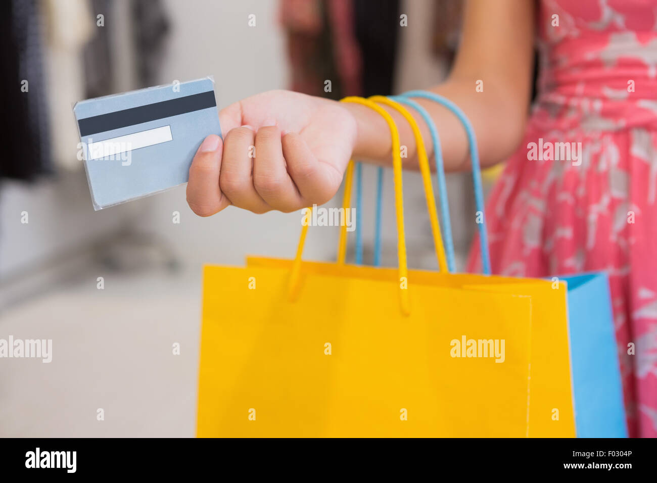 Shopper paying by card hi-res stock photography and images - Alamy