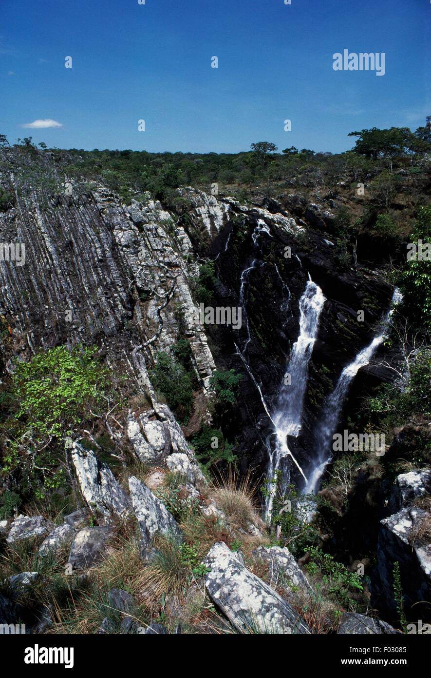 Muchinga escarpment hi-res stock photography and images - Alamy