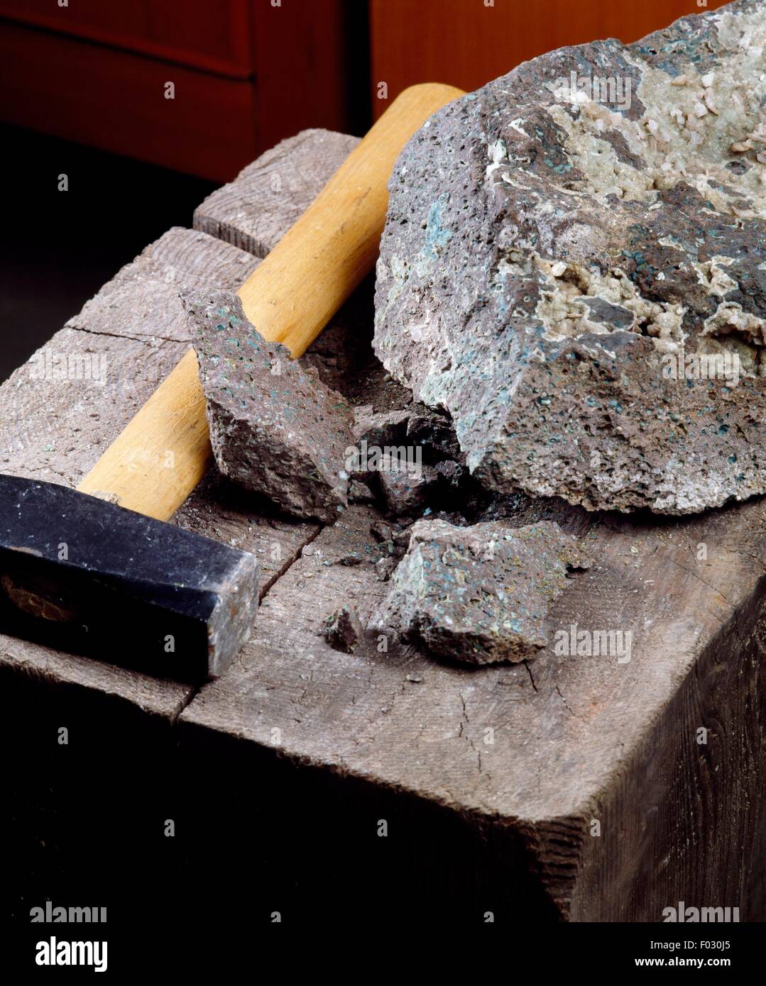 Rock samples hi-res stock photography and images - Alamy