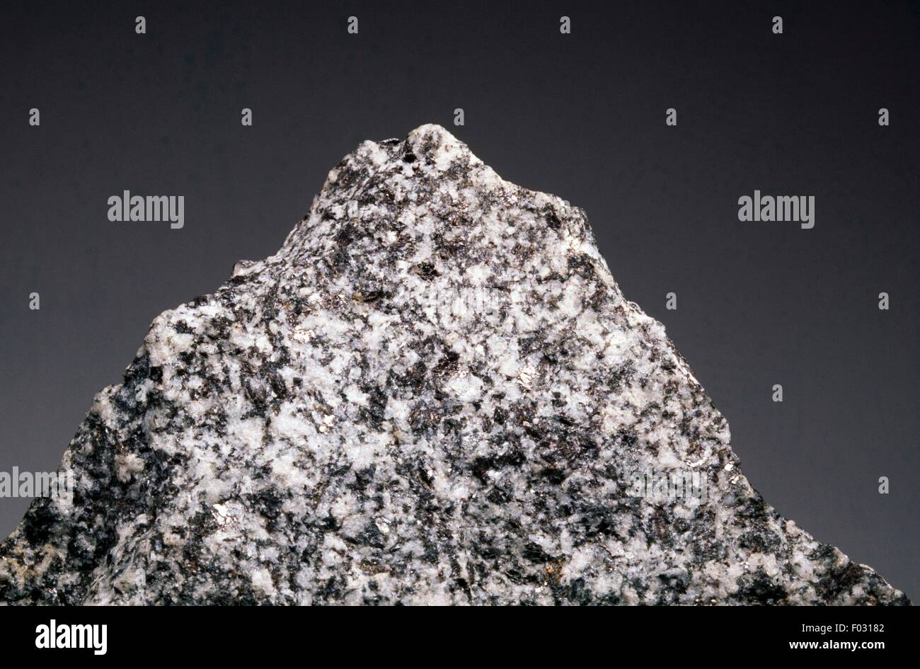 Geology norite rock hi-res stock photography and images - Alamy