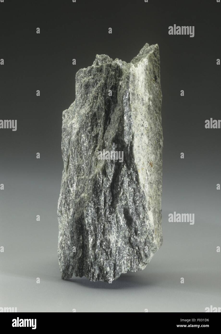 Serpentine minerals hi-res stock photography and images - Alamy