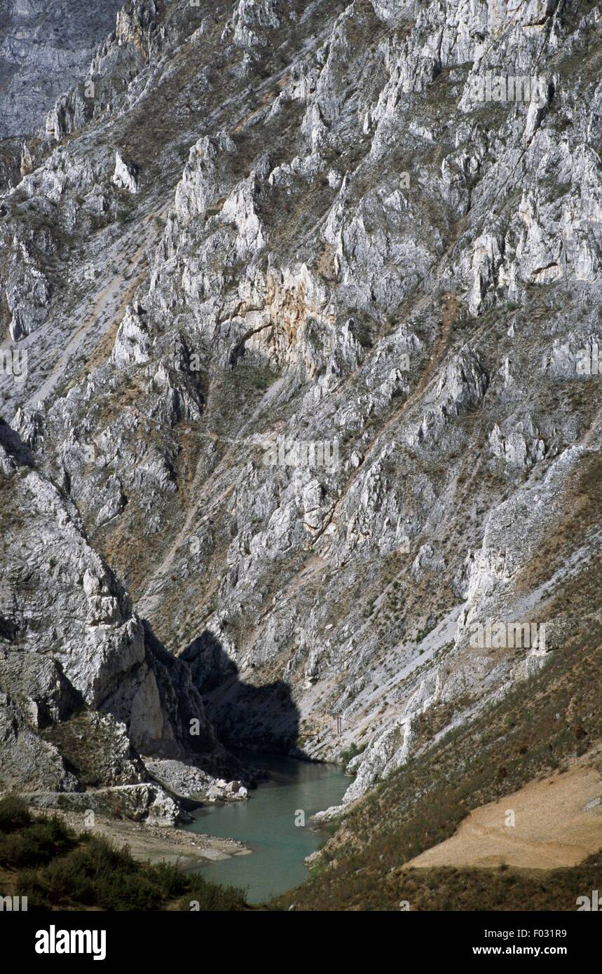 Peshkopi hi-res stock photography and images - Alamy