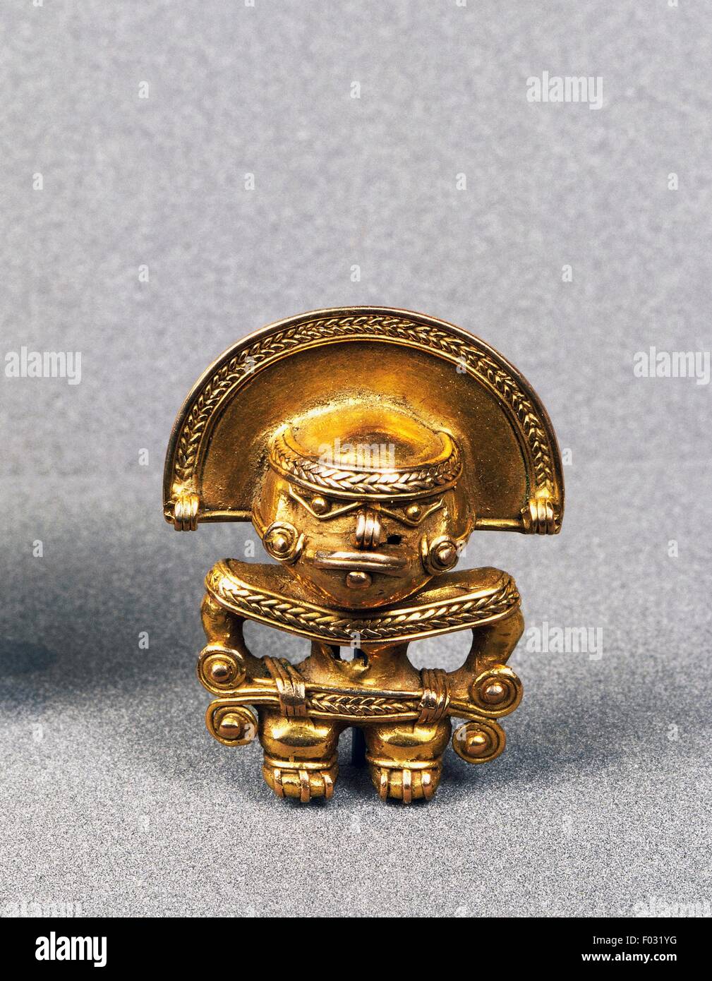 Anthropomorphic pendant in gold, Tairona, Colombia, 900-1550 Stock ...