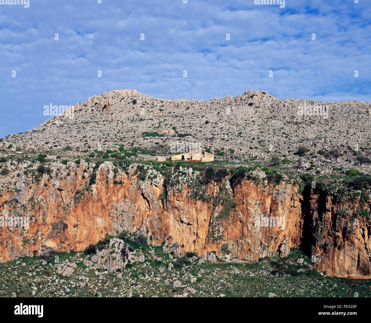 Limestone formations in the Oriented Nature Reserve of the Zingaro ...