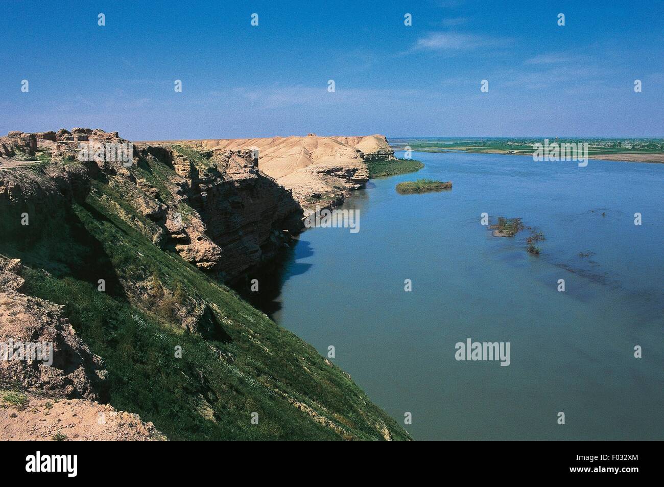 Euphrates River Syria High Resolution Stock Photography and Images - Alamy