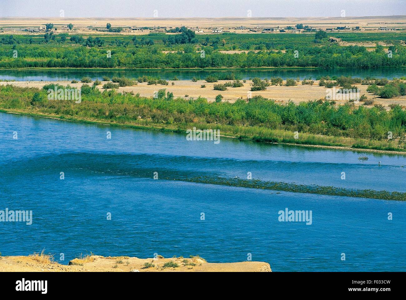 River tigris hi-res stock photography and images - Alamy