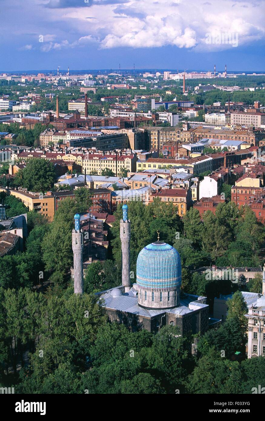 An aerial view of a mosque hi-res stock photography and images - Alamy