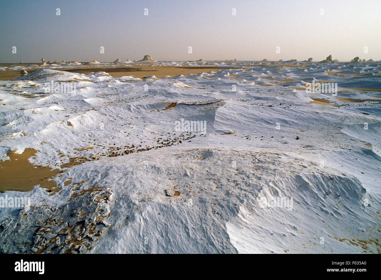 Limestone formation, White Desert near the Farafra Oasis, Libyan Desert ...