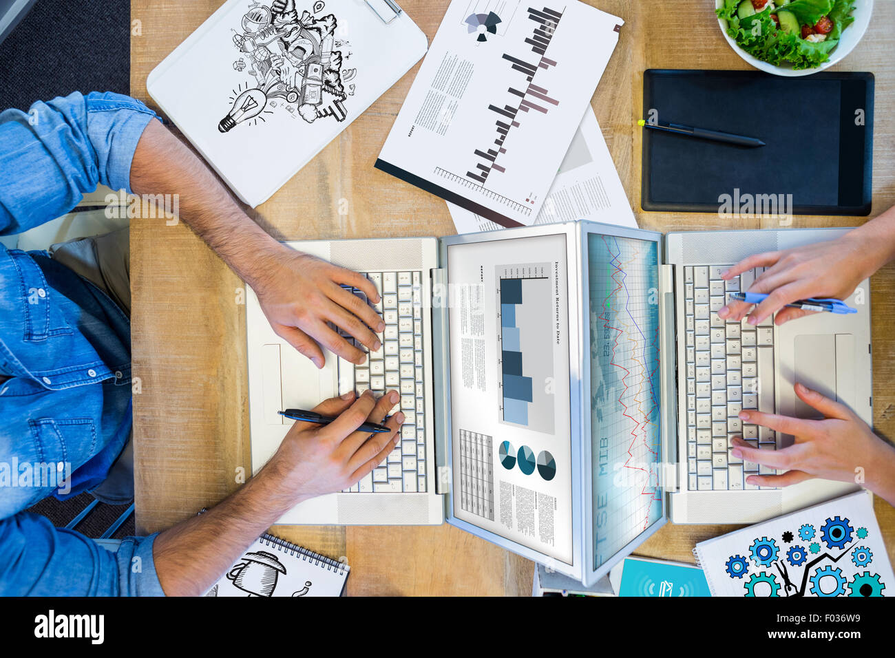 Connecting ideas hi-res stock photography and images - Alamy