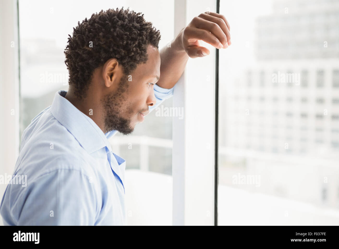 Leaning against a window hi-res stock photography and images - Alamy
