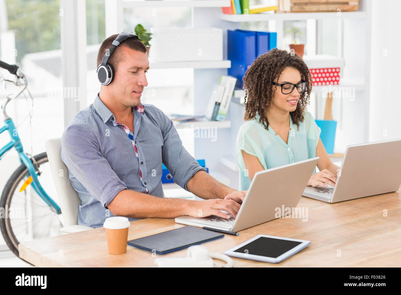 Working relaxed hi-res stock photography and images - Alamy