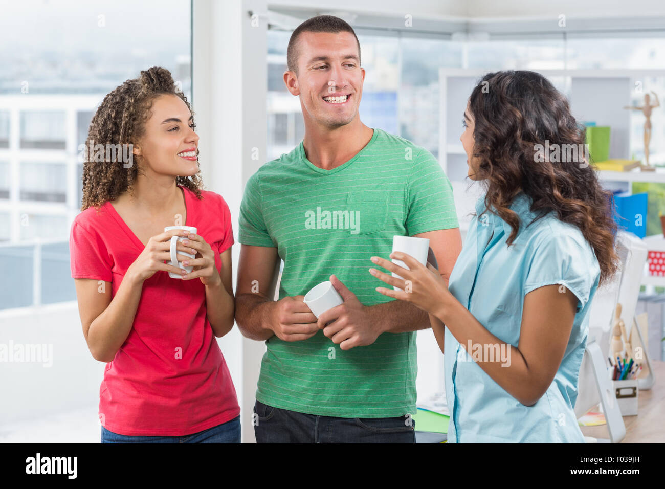 Team break hi-res stock photography and images - Alamy