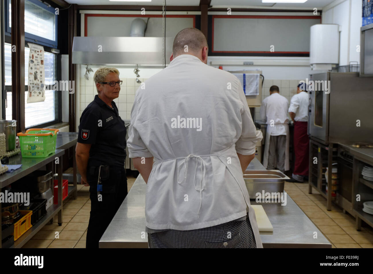 Prison kitchen training hi-res stock photography and images - Alamy