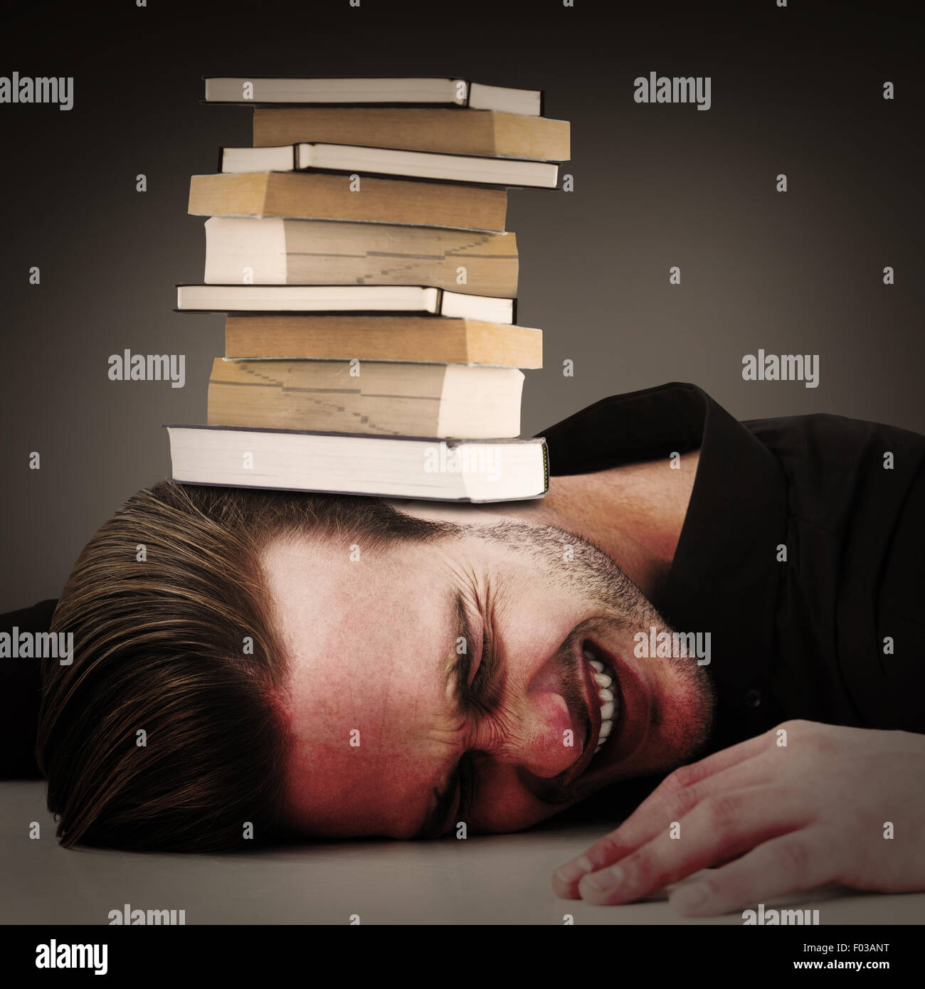 Banging hi-res stock photography and images - Alamy