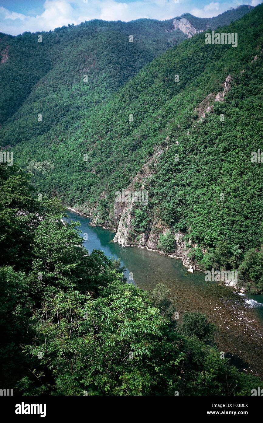 Italy trebbia valley hi-res stock photography and images - Alamy