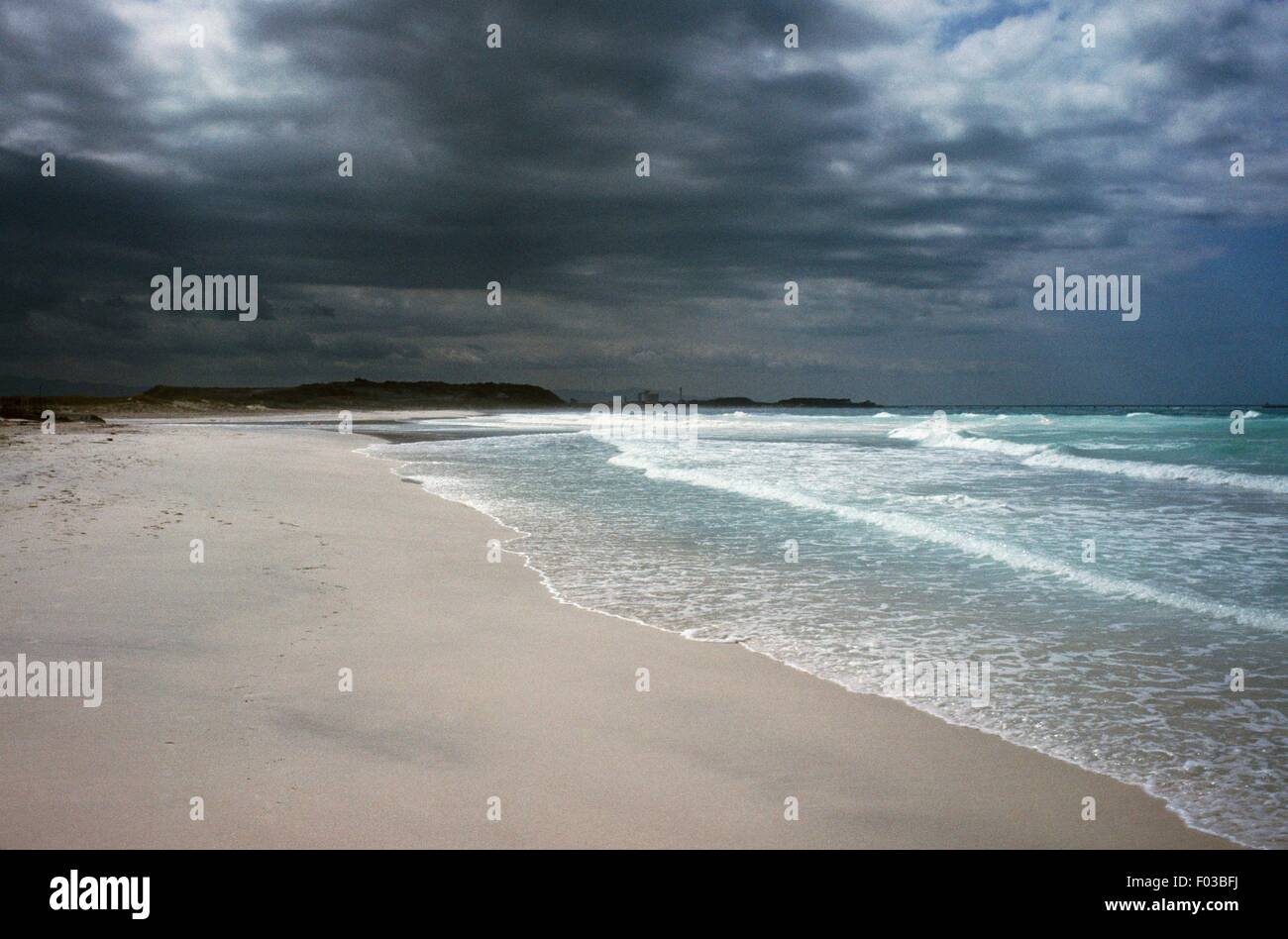 Rosignano solvay beach hi-res stock photography and images - Alamy