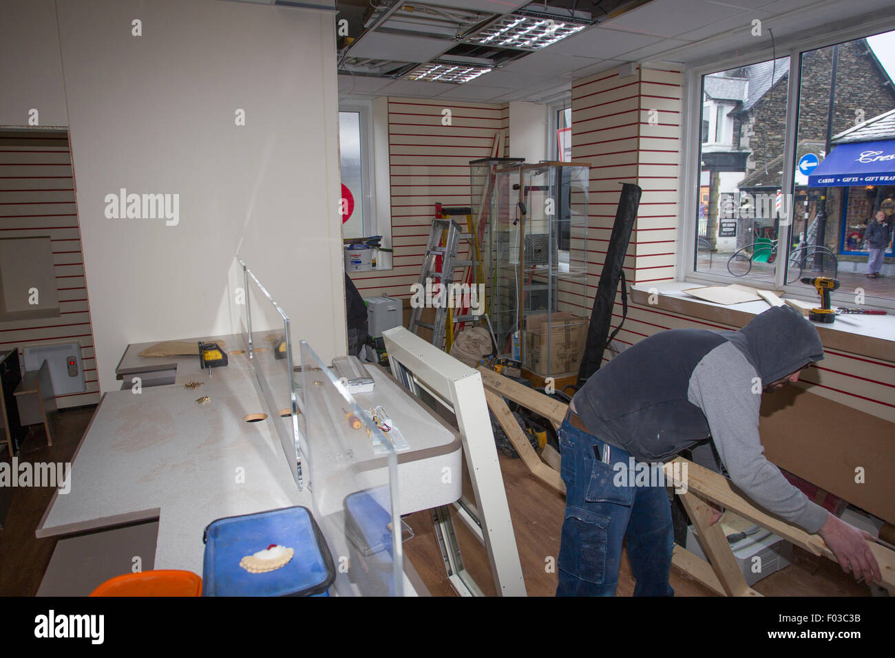 Main style Post Office branch refit and modernization new counter being ...